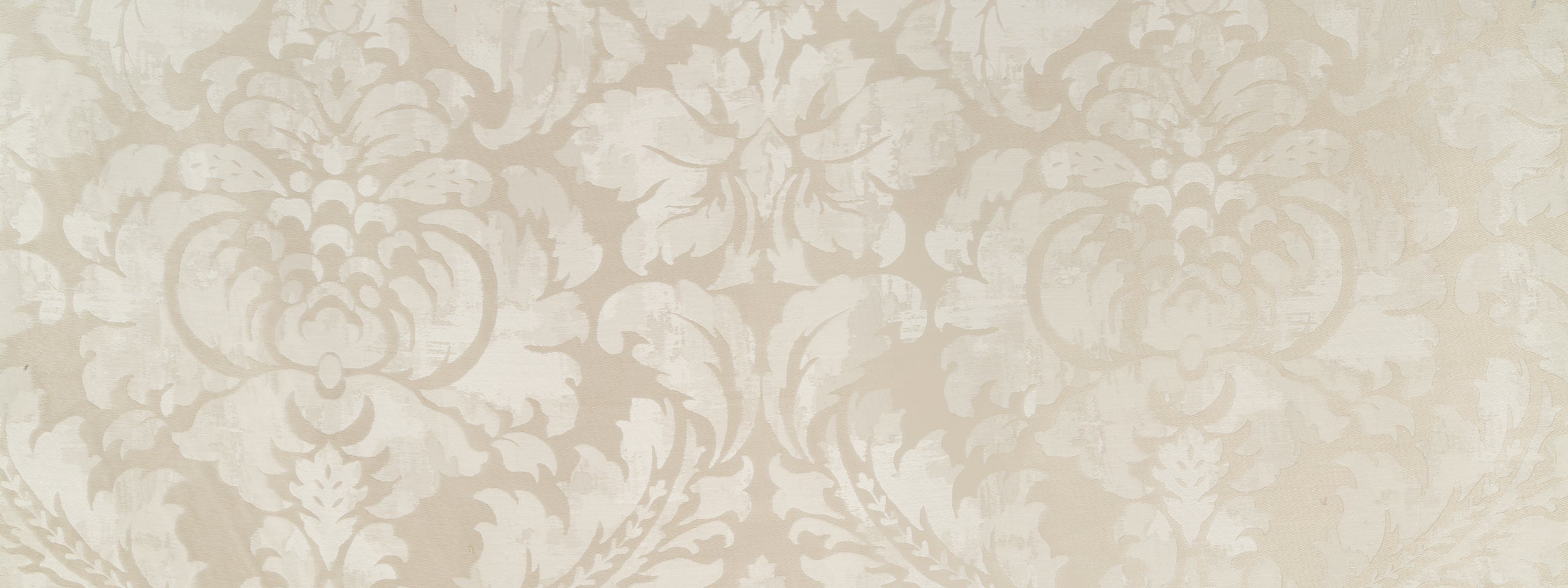 Beacon Hill Chambord Frame | Platinum Drapery - 247812 – Primoends Home ...