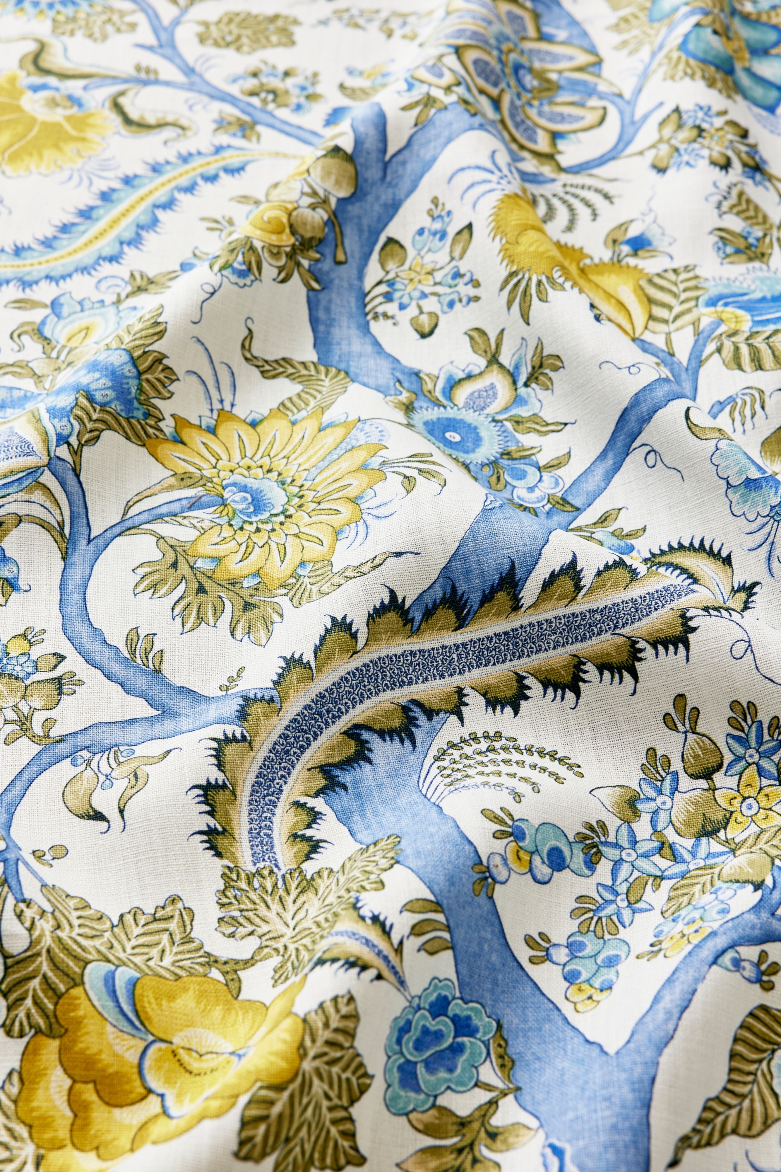 SCALAMANDRE METROPOLITAN PALAMPORE PRINT FABRIC SKY AND SUNLIGHT - SC ...